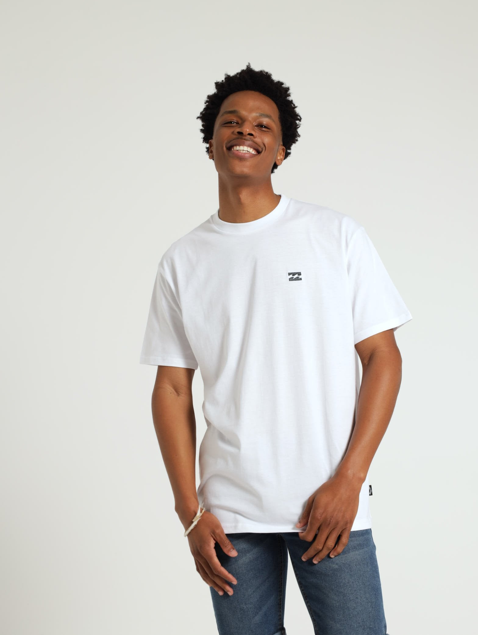 Small Wave Tee - White – Edgars