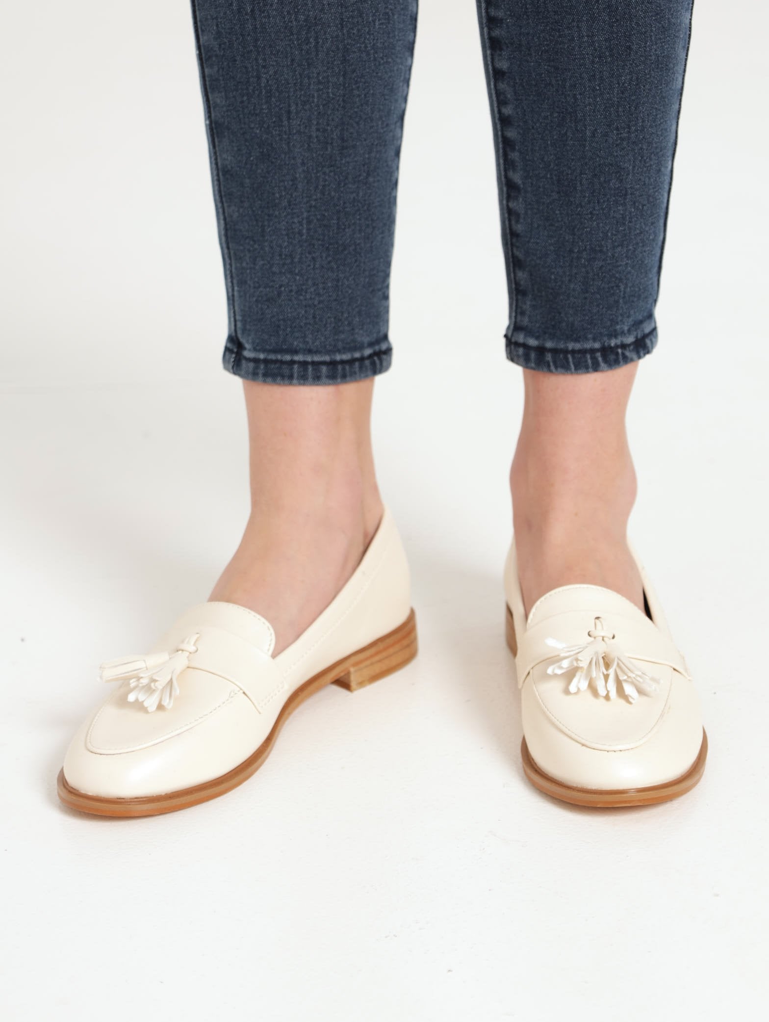 Ladies Loafer with Overlay Tassel Detail – Edgars
