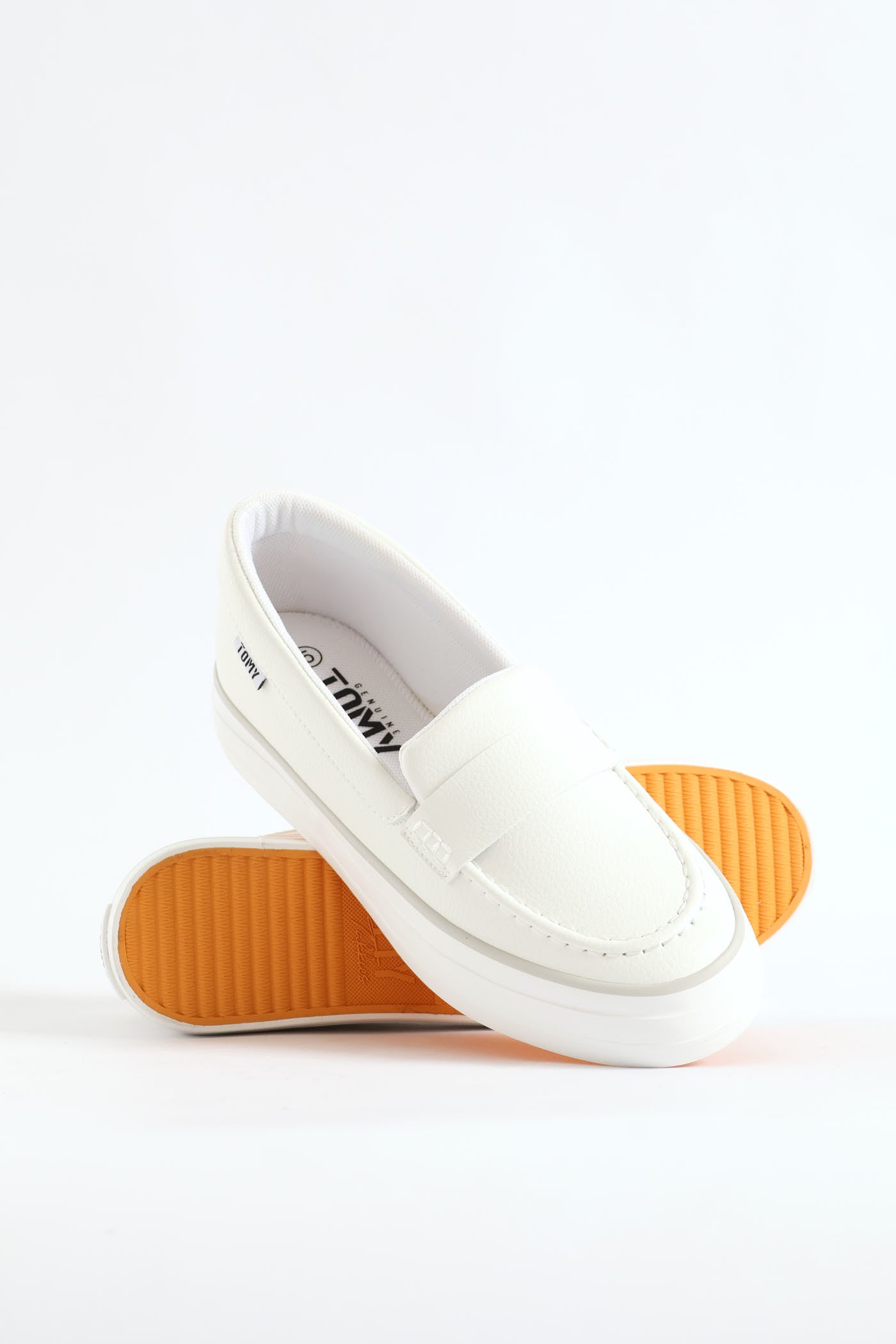 Ladies Arrow Loafer - White – Edgars