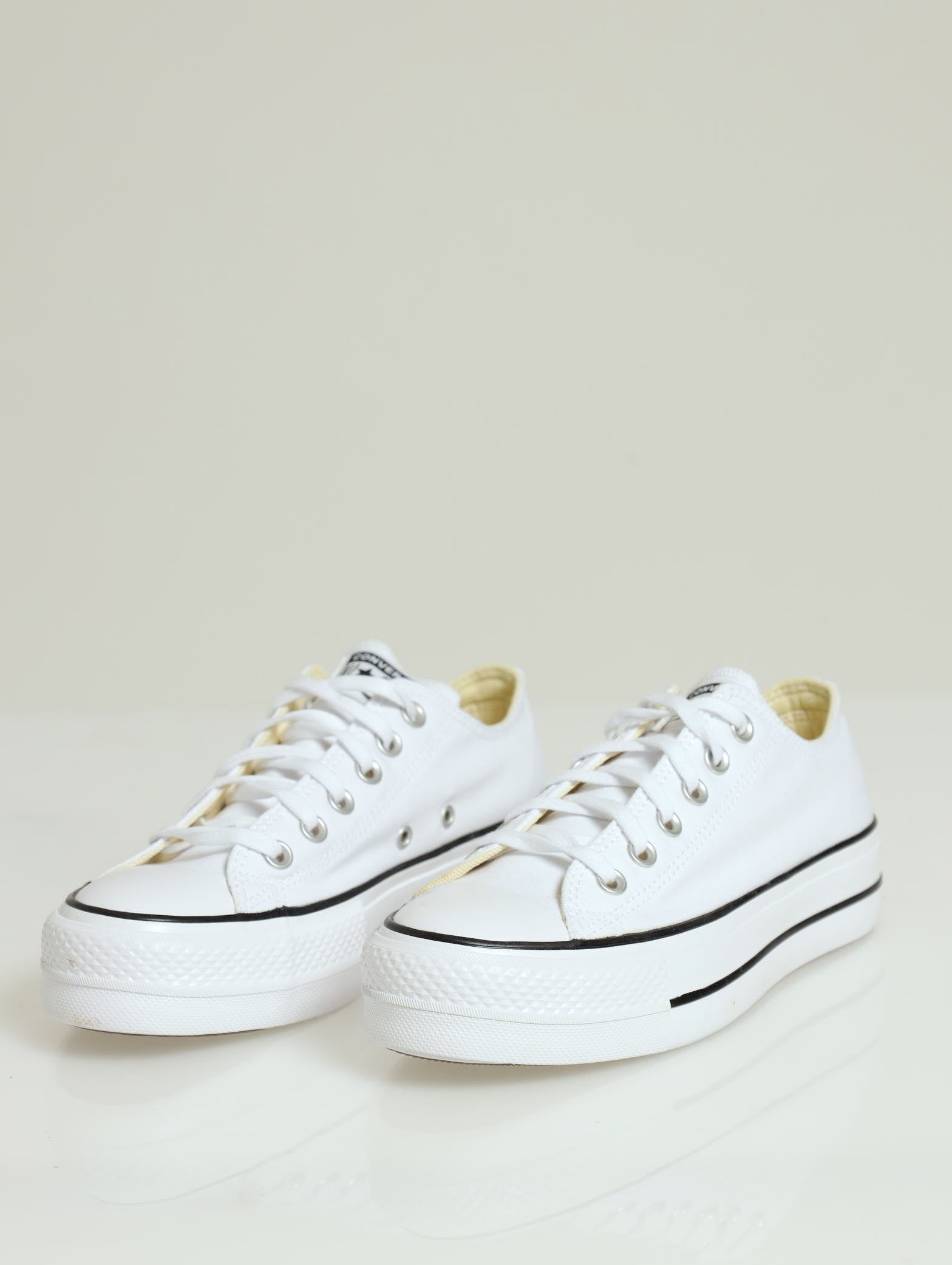 Ladies All Star Chuck Taylor Lift Platform - White – Edgars