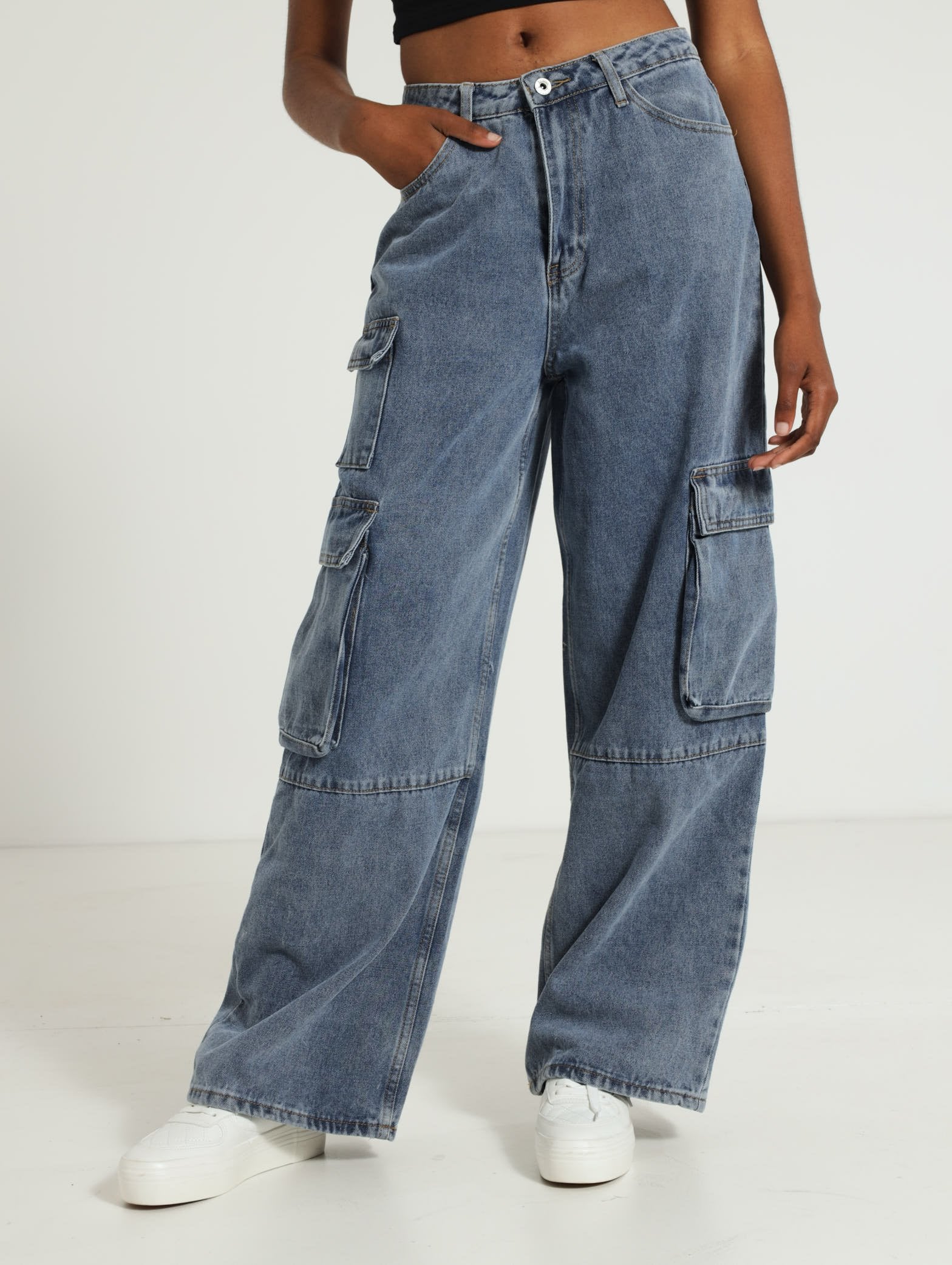 Ladies Bellow Pocket Cargo Jean - Stonewash – Edgars