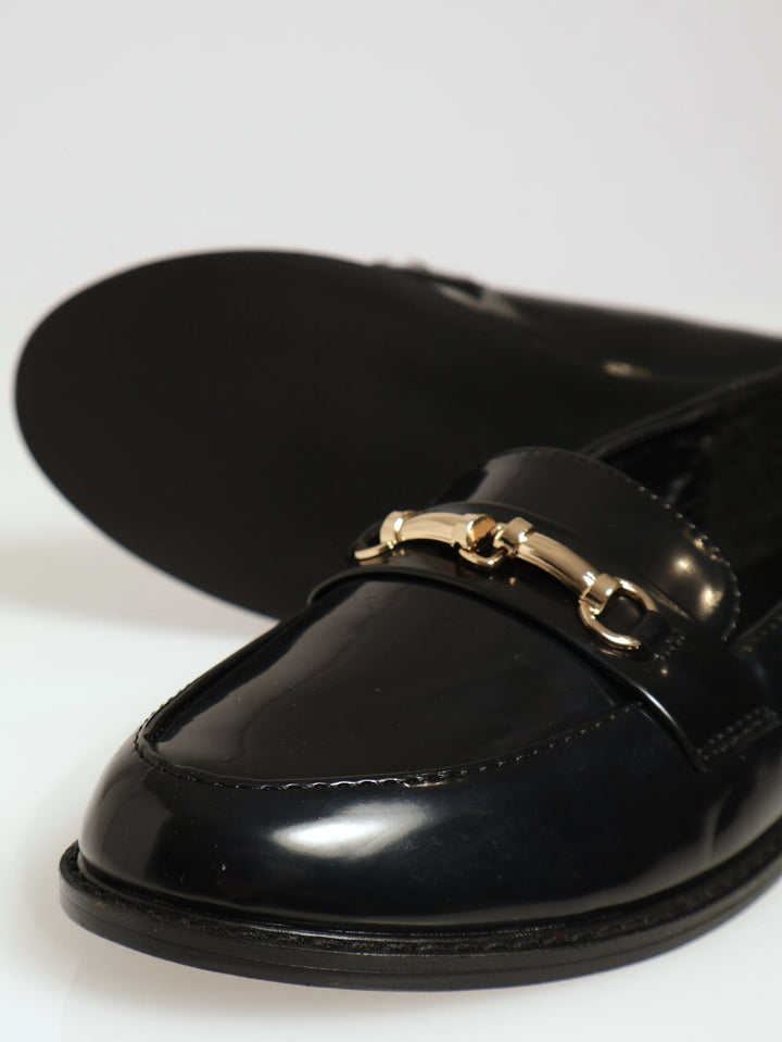 Almond Toe Metal Trim Loafer - Black – Edgars