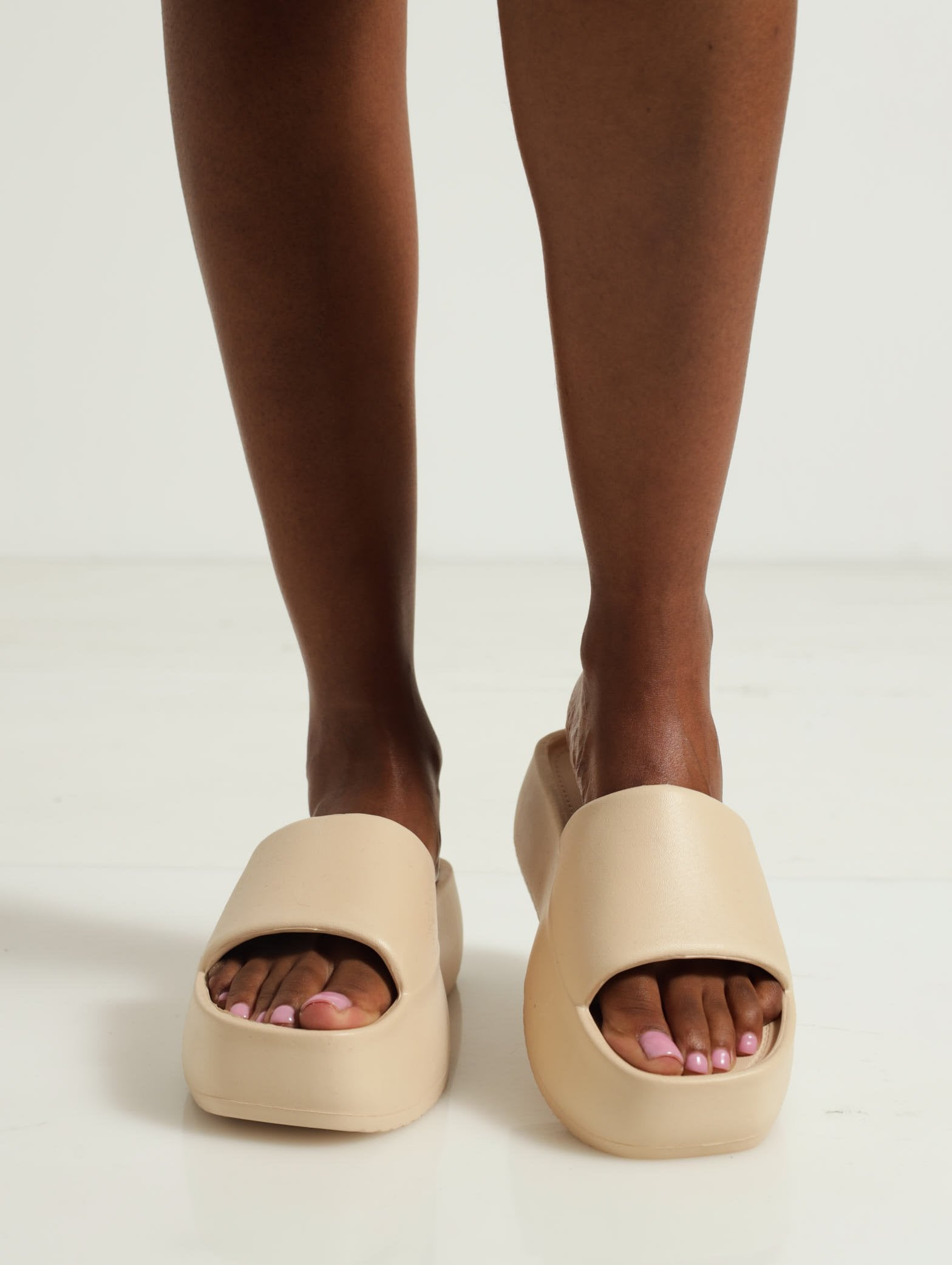 Eva Flatform Mule Sandal - Stone – Edgars