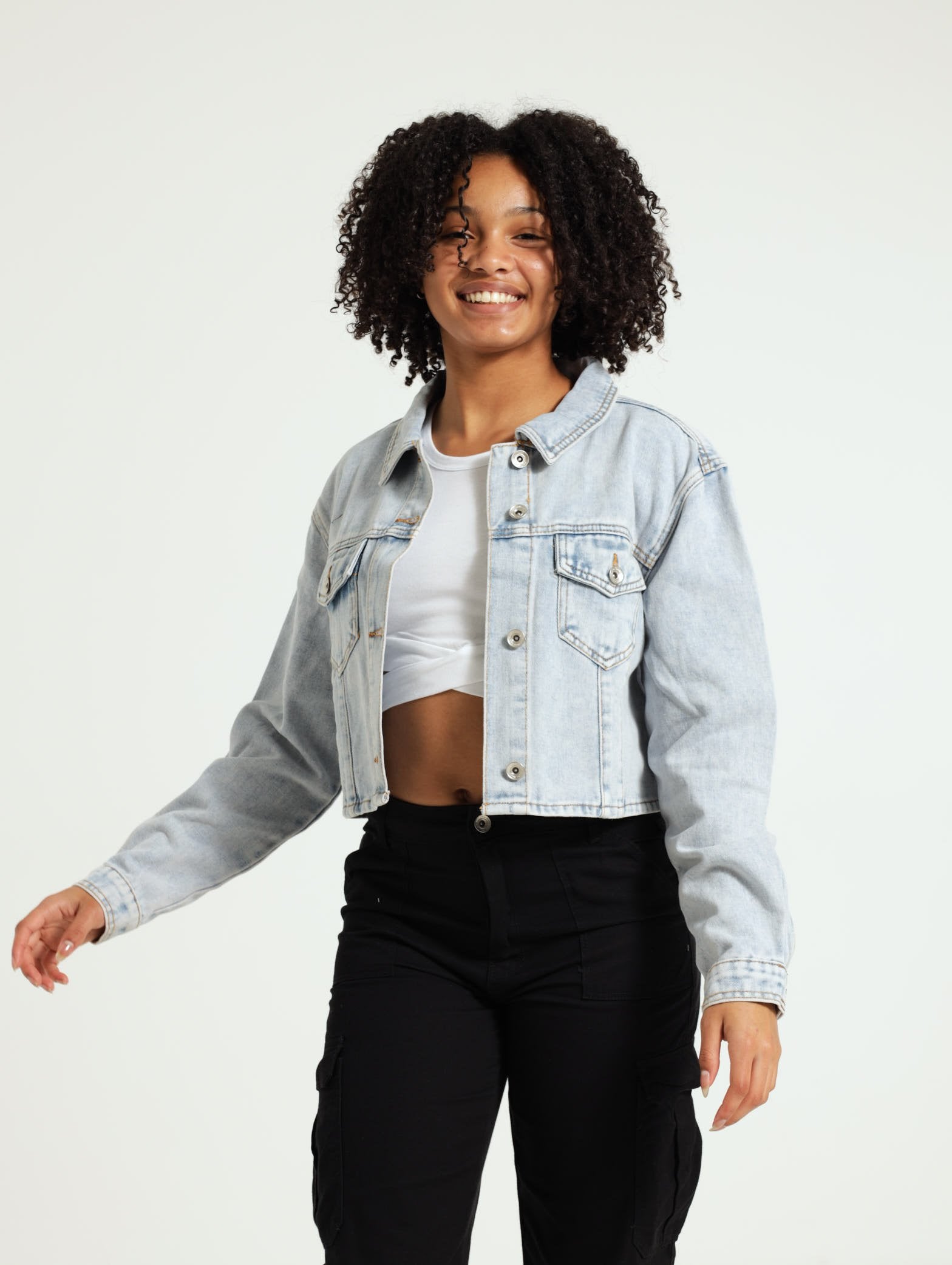 Girls Cropped Denim Jacket - Light blue – Edgars