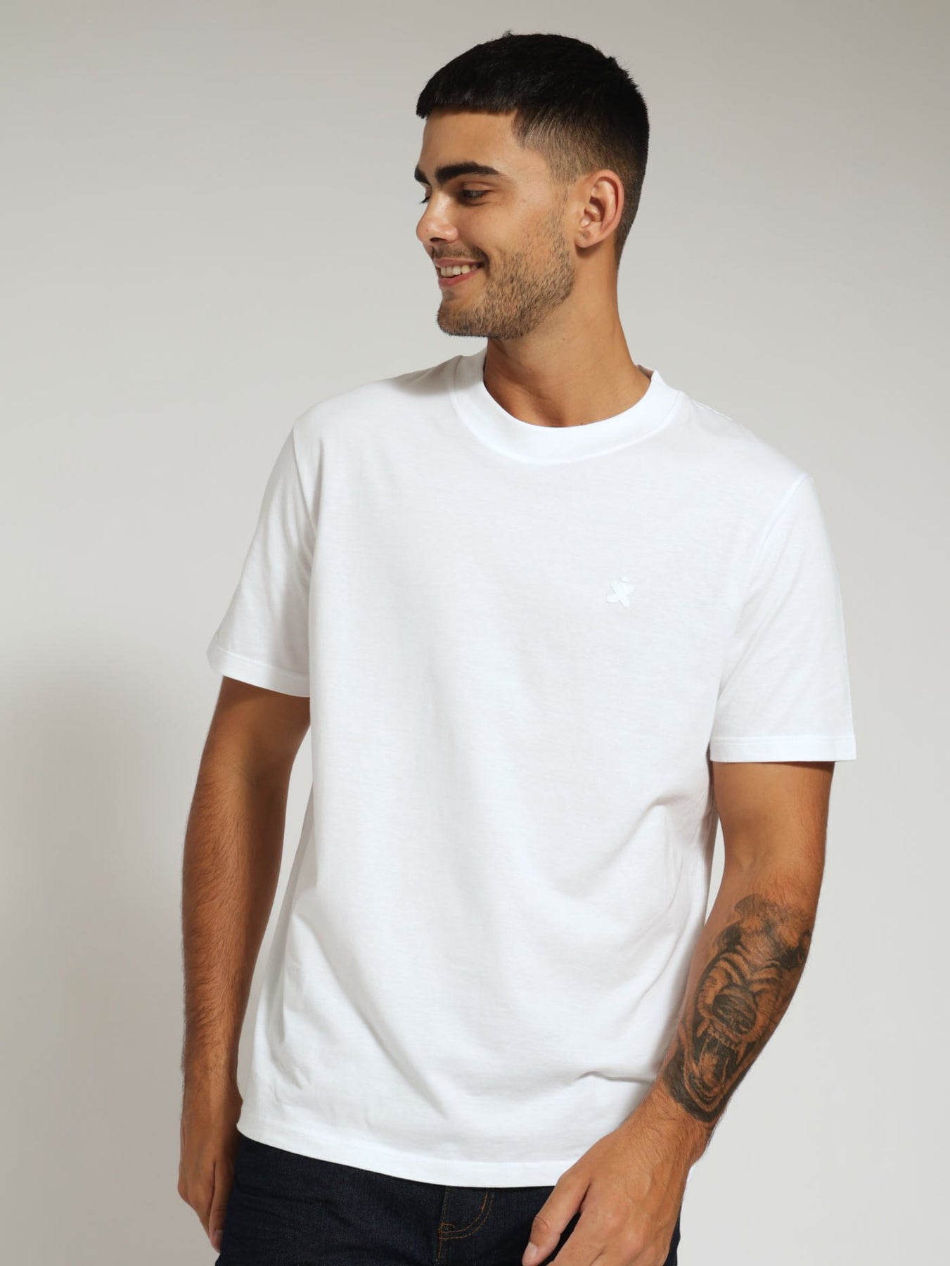 Mens Basic Plain Tee - White – Edgars