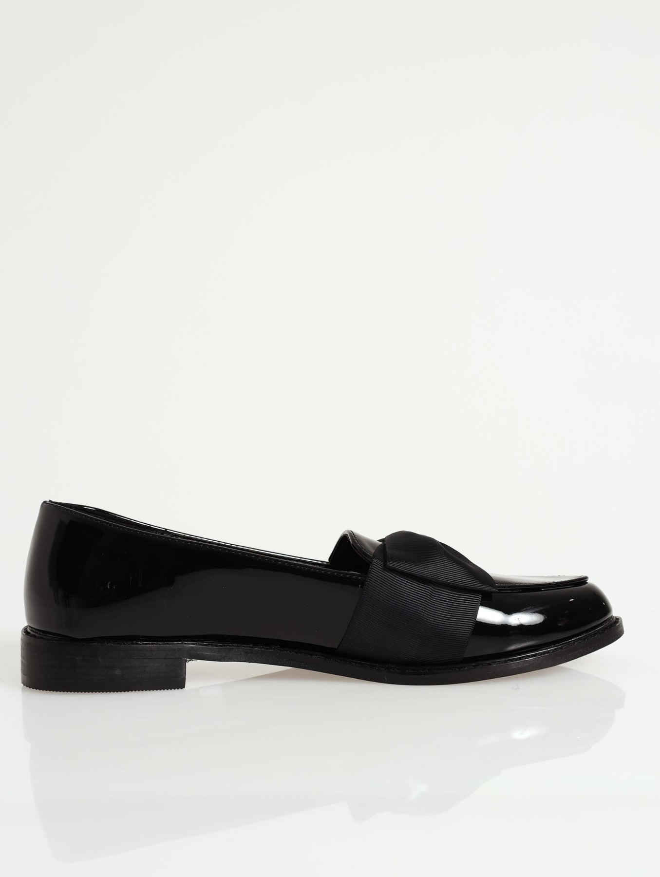 Ladies Loafer With Updated Petersham Bow - Black – Edgars