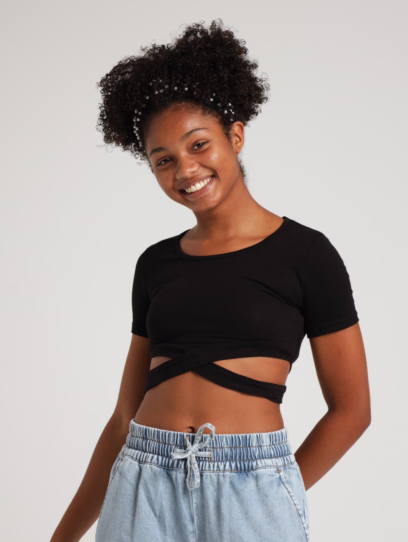 Girls Crossover Tee - Black – Edgars